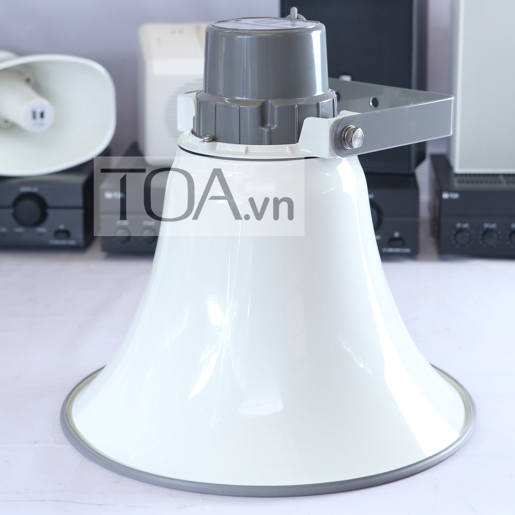 Loa nén phản xạ Toa TC-651M - META.vn