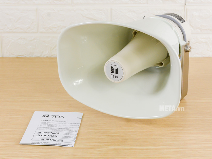 Loa nén phản xạ vành chữ nhật TOA SC-630M - META.vn